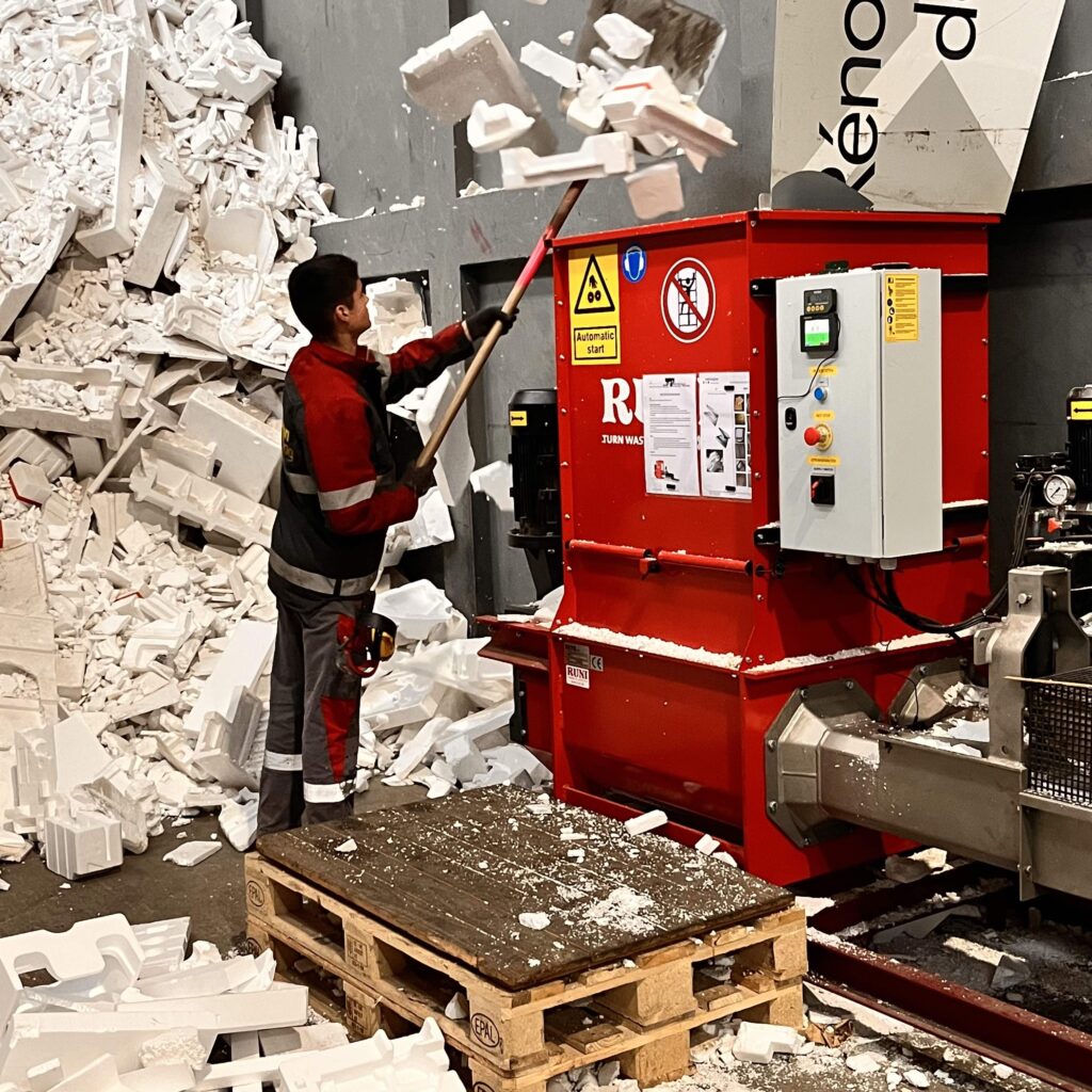 Sagex-Presse - praktisch, quadratisch, gut. - Revag